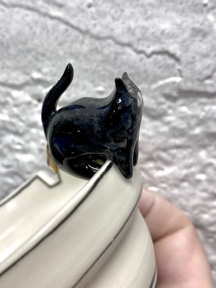 *PRE-ORDER* Golden Poo Ashtray – MTC Pottery